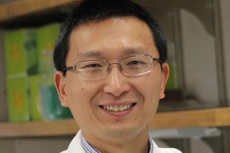 Luo (Weibo) Lab | UT Southwestern, Dallas, Texas Luo (Weibo) Lab | UT Southwestern, Dallas, Texas